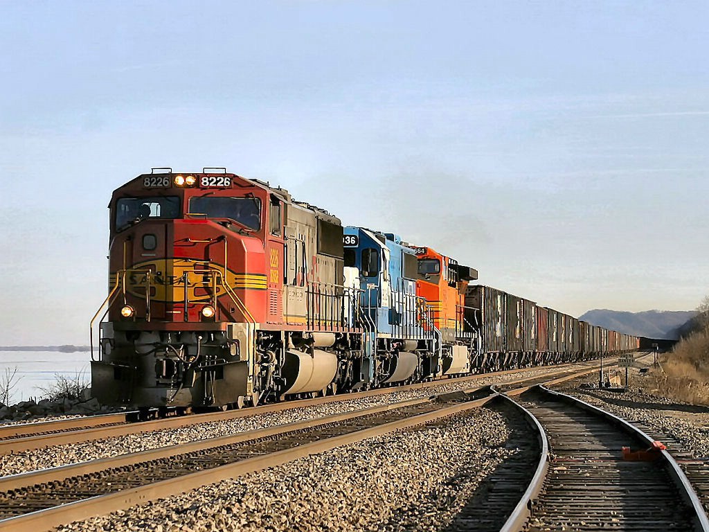 BNSF 8226